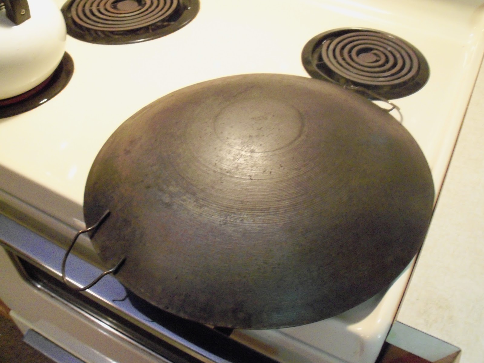 The Frugal Chicken: Matzah using our Saj